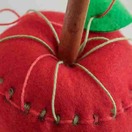 13 Surprisingly Simple Apple Crafts for KIDS