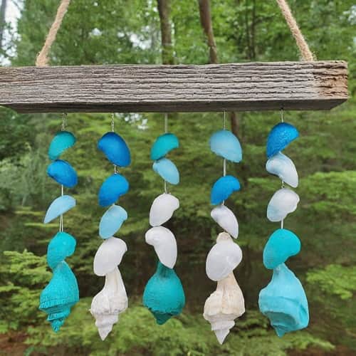 12 Cool DIY SeaShell Wind Chimes for a Beachy Vibe