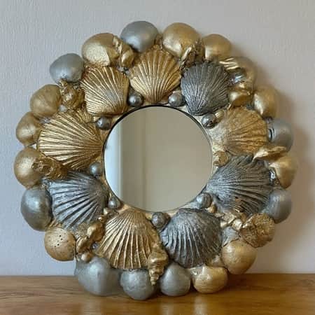 12 Stunning DIY Sea Shell Mirror Frame Ideas