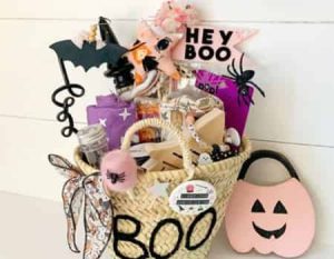 9 Spooky Boo Basket Ideas for Girlfriend