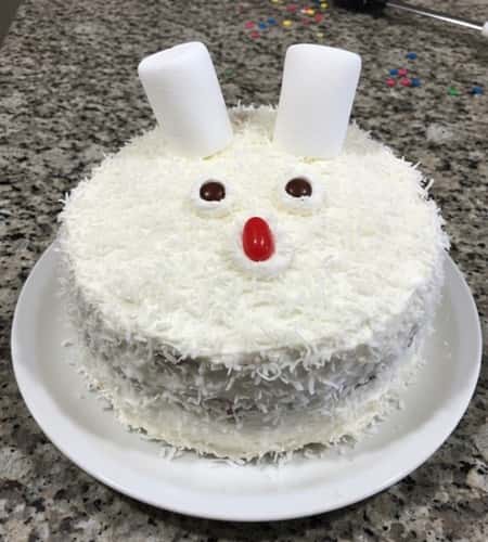 10 Unique Easter Bunny Cake Ideas That Wows