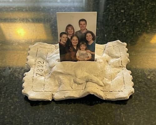 12 Clay Photo Holder Craft Ideas That Look Expensive